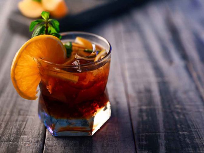 Cóctel Negroni - Historia, Receta e Ingredientes - elCoctelero.com
